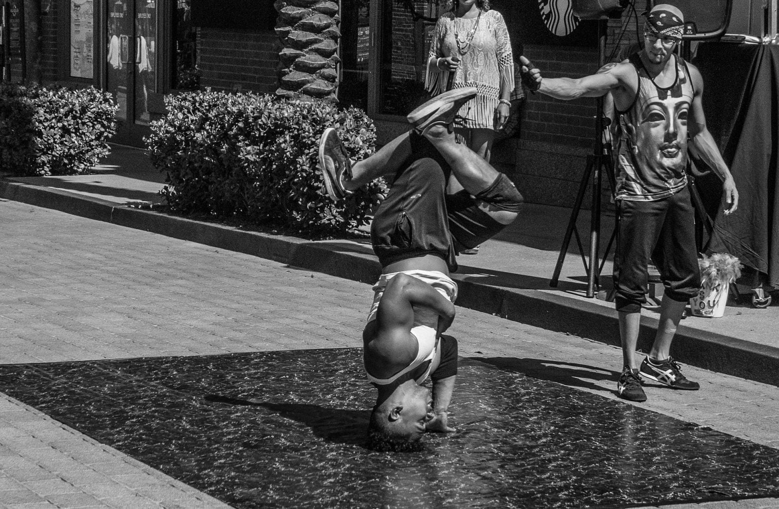 Breaking Dance - Spotlight English®